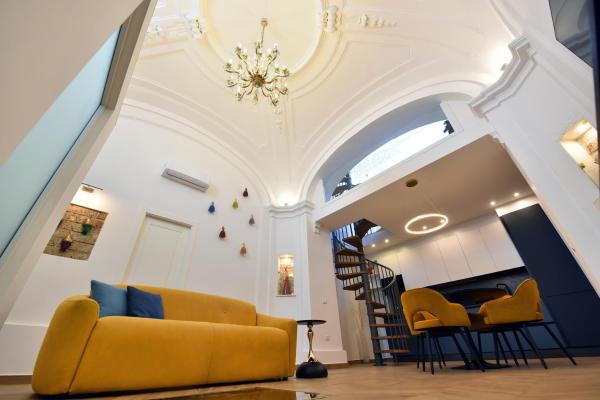 Palazzo700 By Ciotola Apartments Near Naples Airport - Aversa