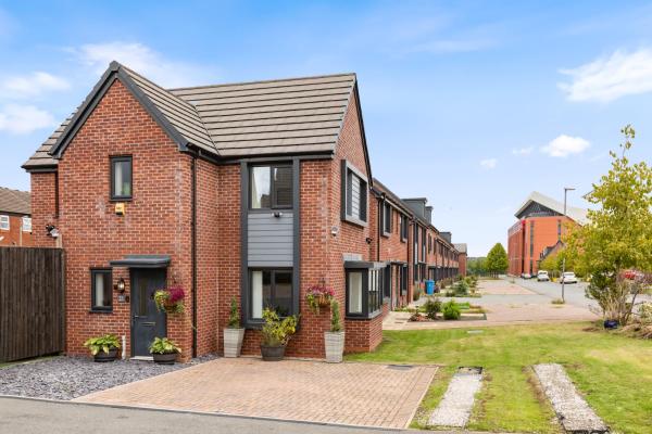 New Liverpool Home With Hot Tub & Sauna - Liverpool, UK