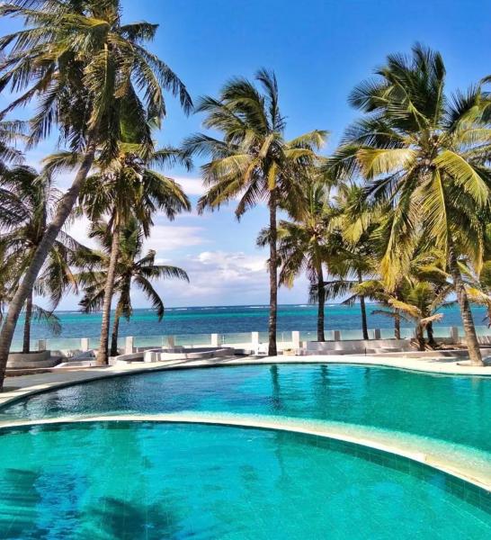 Cloud 9 Beach Front Apartment - Mombasa
