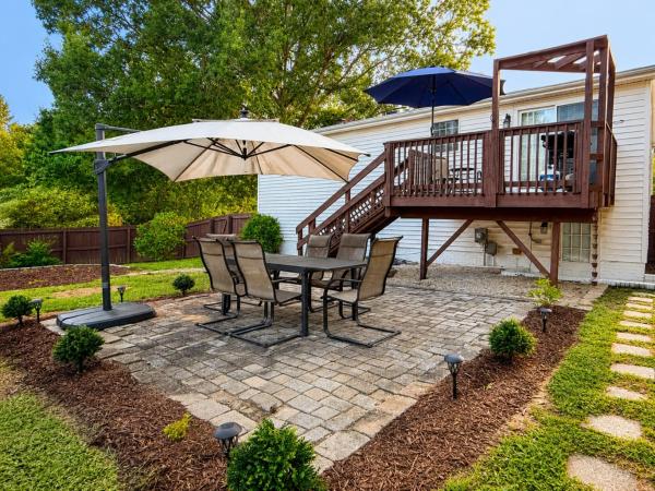 Trailside Retreat . - Ballantyne - Charlotte