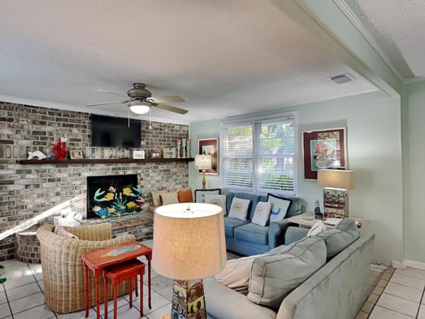 A Mermaid`s Tale By Tybee Vacation Rentals - Tybee Island, GA