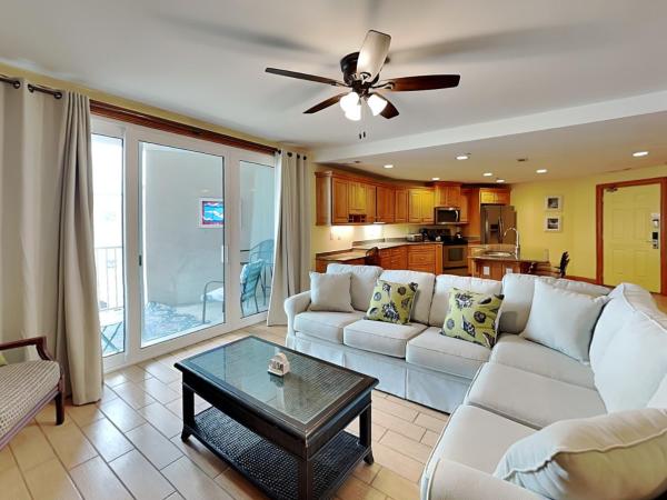 Tybee Beach Club 137 - Tybee Island, GA
