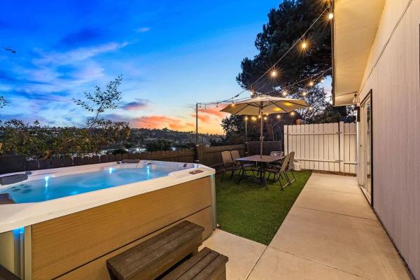 Mins To Beach W Jacuzzi Ping Pong Full Ac - Oceanside, Californie