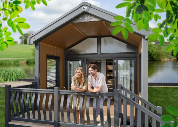 Ardlui Holiday Park - Loch Lomond