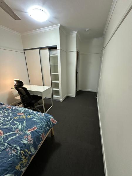 A Room Close To The City - Milton