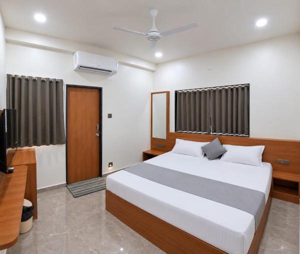 Hotel Ravi Palace - Dwarka