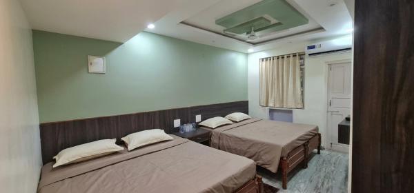 Fabhotels Thornwood - Indore