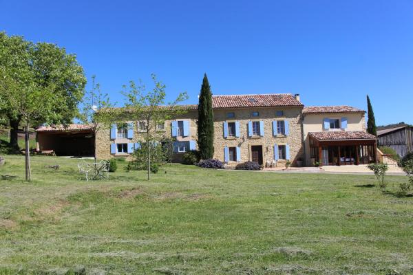 Gites Et Roulottes Au Domaine De La Trille - Mirepoix