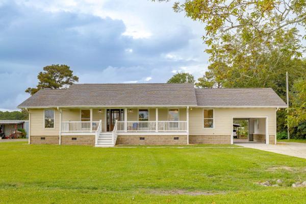 Beaufort Home Near Fishing & Historic Waterfront - Beaufort