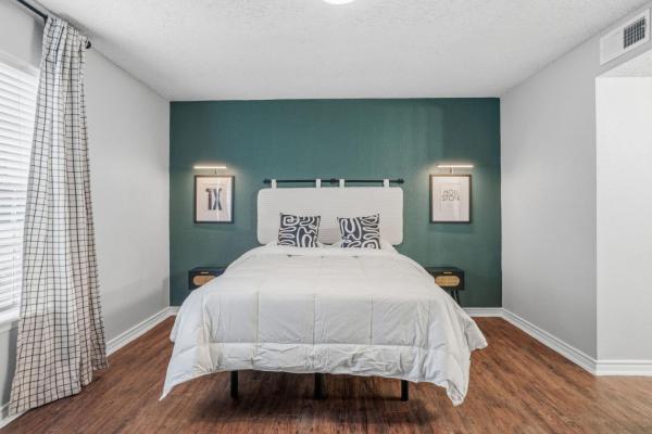 Spacious 3br 2ba Apt In Houston Pet Friendly Stay - Briar Forest Drive – Houston
