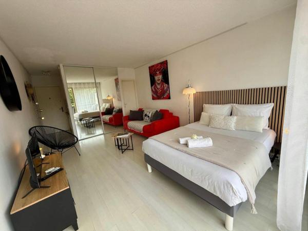 Studio Red Master - Saint-Tropez