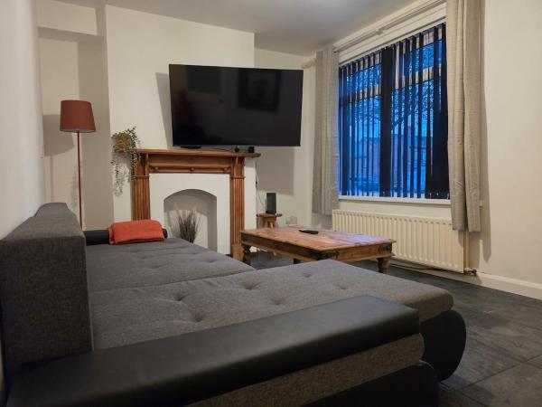 Titanic Quarter 2 Beds - Sleeps 6 - Free Parking - Belfast