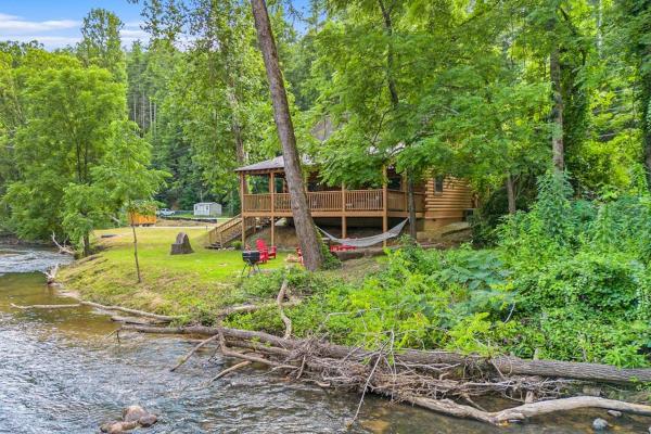 River Fishing Cabin - Tallulah Falls Lake, GA