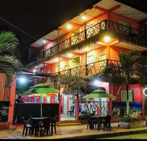 Hostal Arrecife - Santa Elena