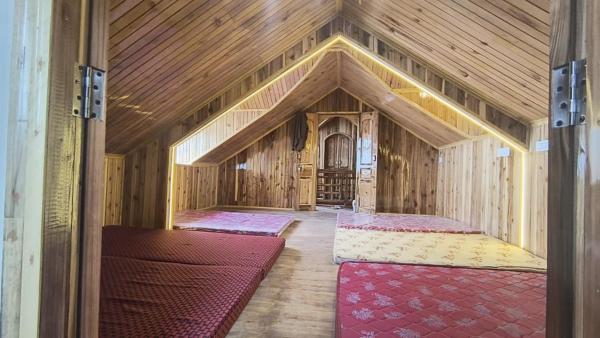 Krishna Mountain View Homestay - China