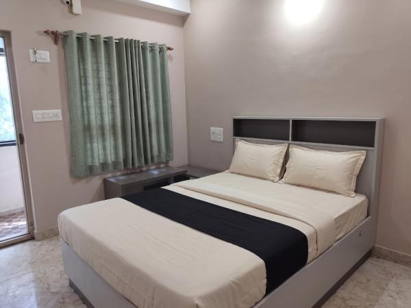 Fabhotels Maplewood - Surat