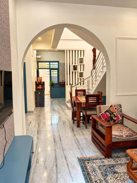 Summer House Villa 51 4bhk Hill View - Udaipur