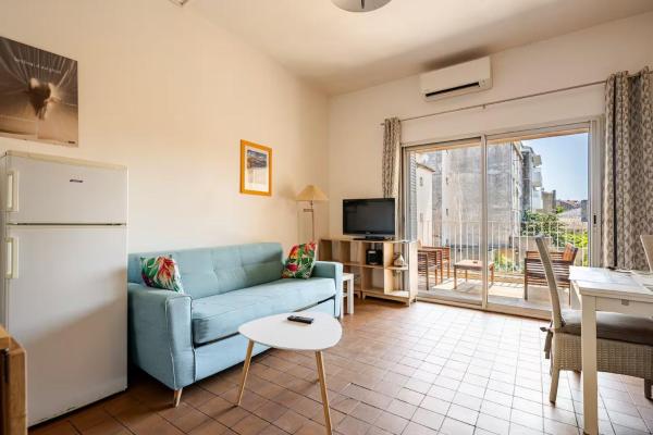 T2 Avec Balcon Cœur Historique Avignon Intramuros - Sorgues