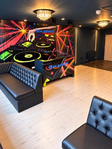 Unique City Centre Dj Apartment - Sleeps 20 - Liverpool