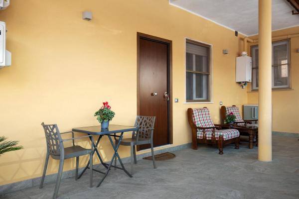 Mirea Guest House - Latina