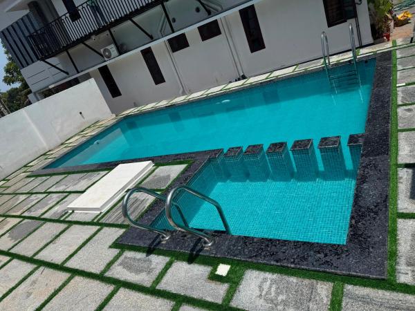 The Pool Escape By Aquaterra Resort In Varkala Beach - Varkala