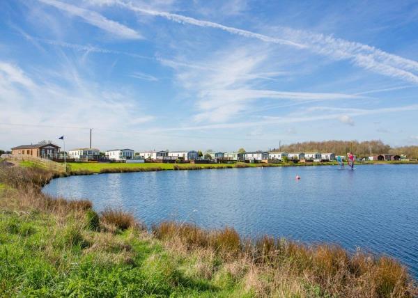 Croft Farm Water Park - Tewkesbury