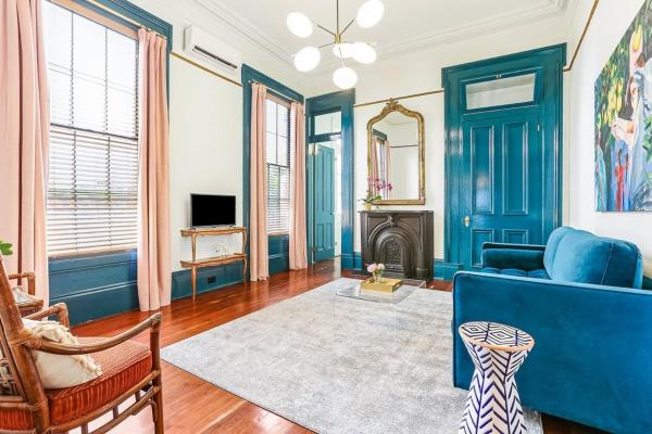 Green Room In Historic Lower Garden District - New Orleans, LA