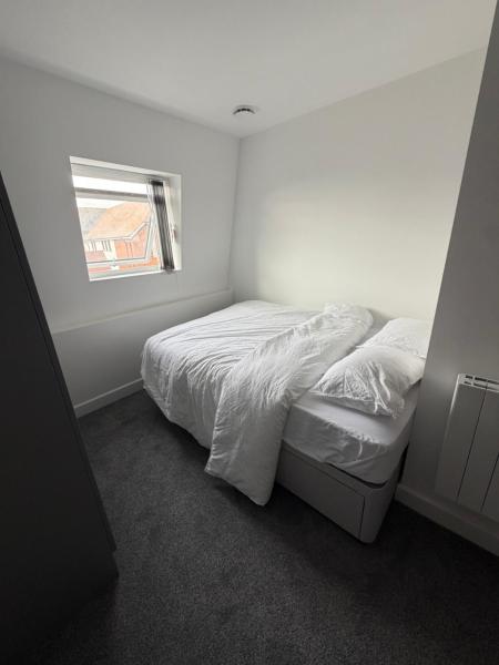 En-suite Bedroom In Fareham Town Centre With Shared Kitchen - Gosport