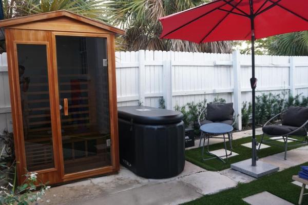 Sauna And Cold Plunge Renovated Historic Home - Riviera Beach, FL
