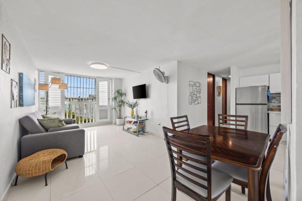3br Condo W- Gym & Balcony -Hato Rey, San Juan - Puerto Rico