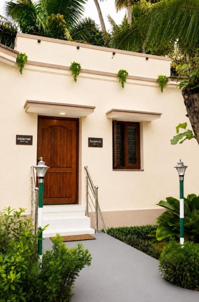 Kutralam Home Stay Family Villa - Courtallam