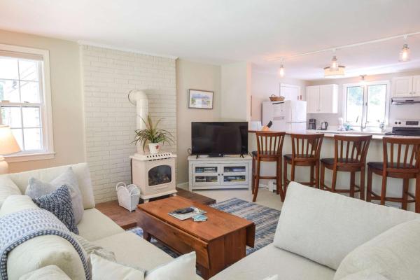 15 Min Walk To Nauset Beach - Orleans, MA
