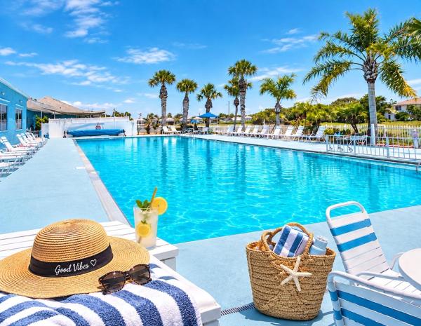 Escape To A Magical Resort On Florida Space Coast - Titusville, FL