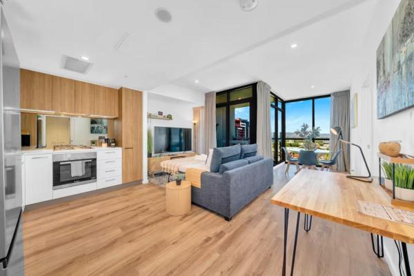 Luxe On Franklin With Car Park, Lap Pool, Sauna, Bbq - Adelaide