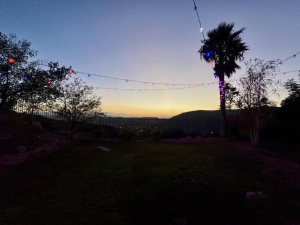 Relaxing Private Room Near Six Flags. - Santa Clarita, CA