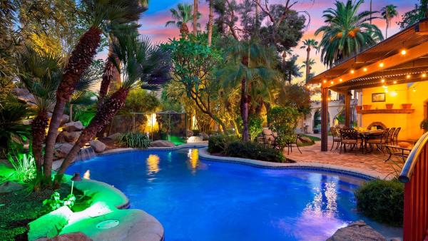 Palm Manor By Avantstay - Phoenix, AZ