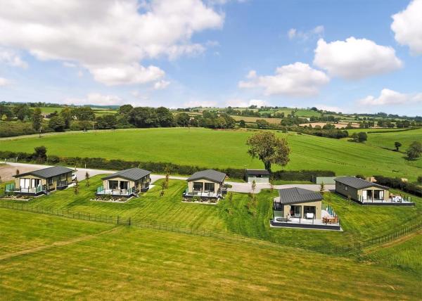 Midsomer Lodges - England