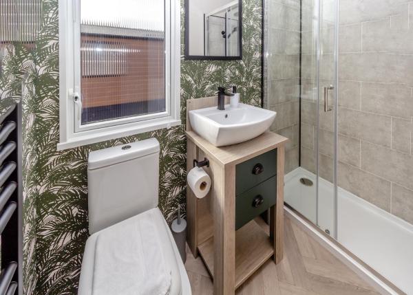 Ladera Retreat Lodges - United Kingdom
