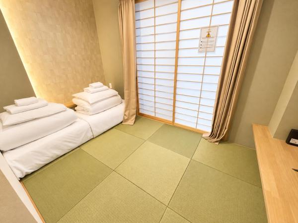 Qc402, Newly Built In 2026, Tokyo Shitamachi Tatami Experience, Two Single Japanese Futons, Private Kitchen, Washing Machine And Shower Room, Bus Stop 2 Minutes, Senso-ji 9 Minutes - Asakusa