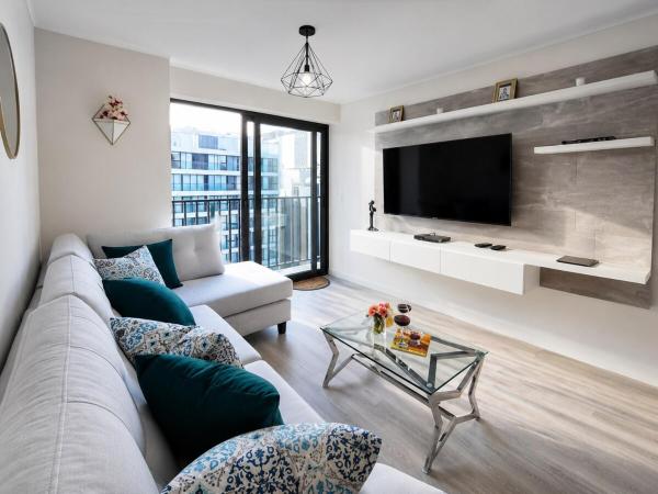Executive Apartment - King Bed - Workspace & Ac - 利馬