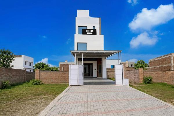 Hotel O Naubasta Crossway Kanpur Formerly Time - Kanpur