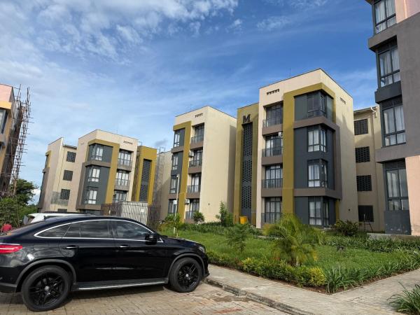 The Pearl Nest, A Beautiful 1br At Pearl Marina - Uganda