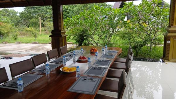 Vang Vieng Kt Resort - Laos