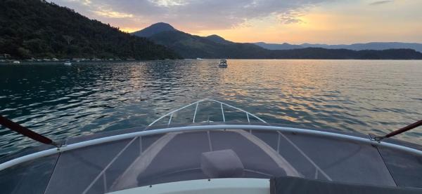 Passeios De Lancha Em Angra Dos Reis - Angra dos Reis