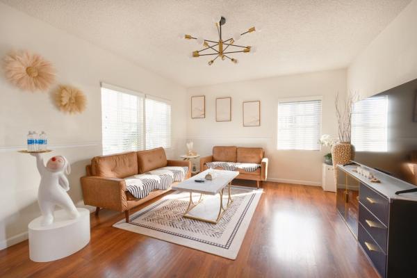 Private 2br Home With Free Parking And Wifi - El Monte, CA