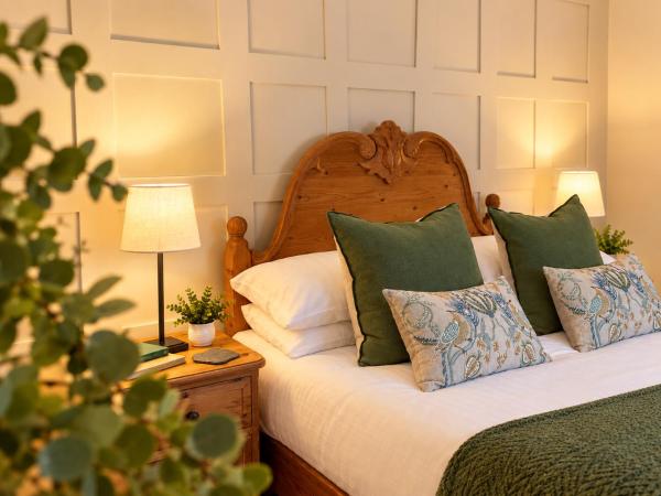 The Wild Boar Guest House - Carmarthenshire