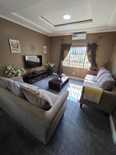 Brookhouse Area43 Malawi Holiday Rentals - Malawi