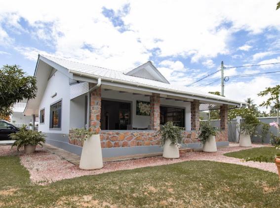 Praslin Guest House - Seychelles
