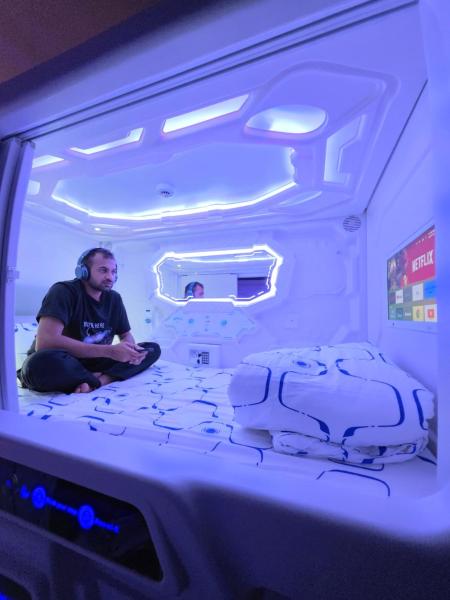 Business Bay-luxury Male Bed Capsules, Sleep In Style - Dubaï