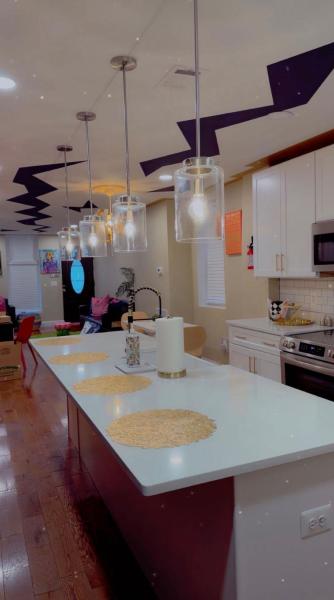 Lux House Of Brickell 3br 2ba With Patio - Baltimore, MD